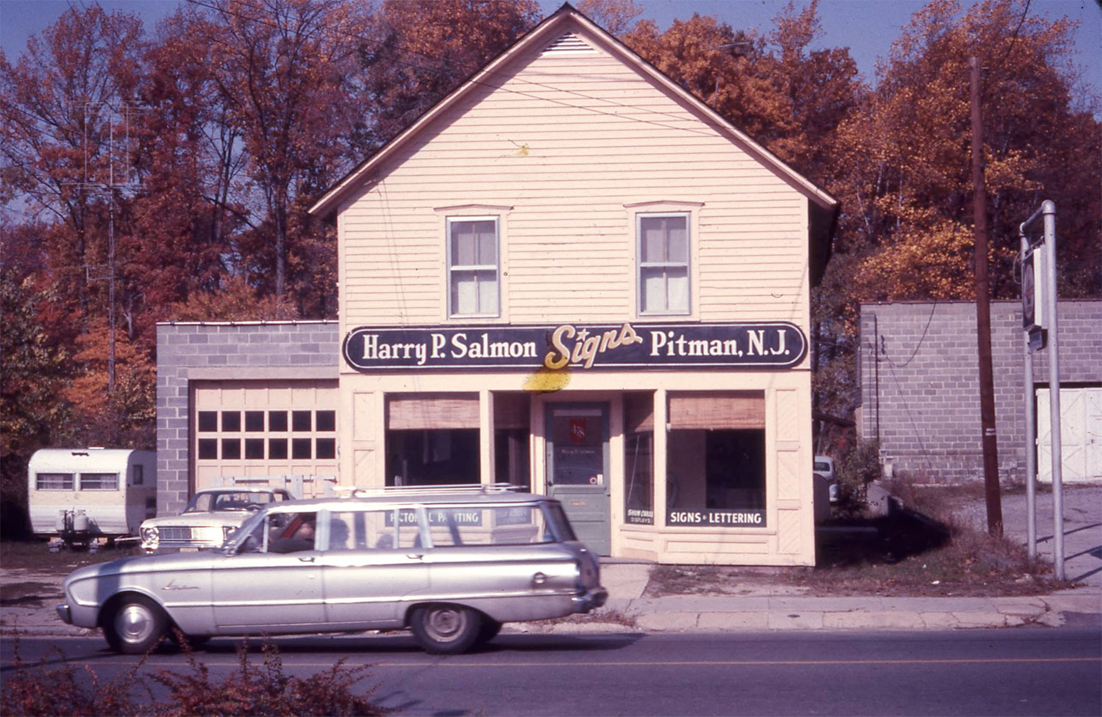 Salmon Signs | Serving Gloucester County | Outdoor Signs | Vehicle Wraps